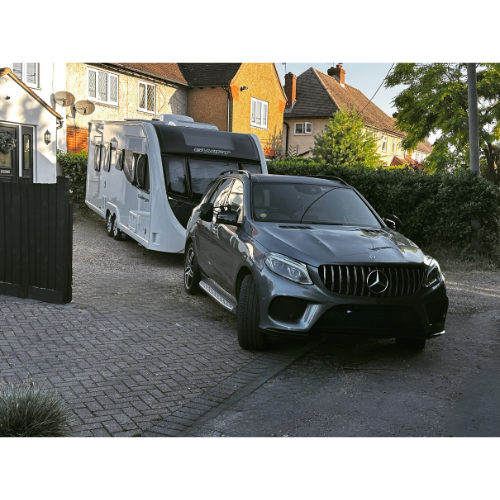 Expert Tips for Hitching Up A Caravan with Ease In 2024 – Caravan Vlogger